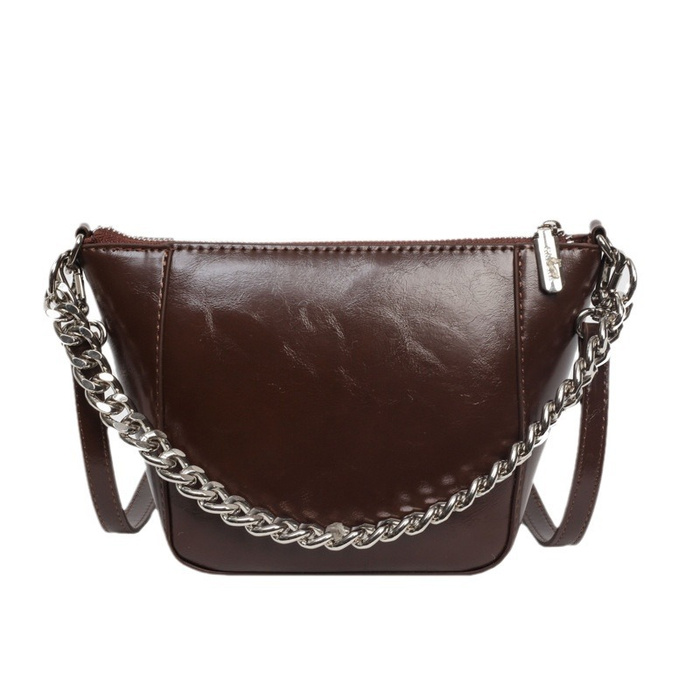 Brązowa torebka damska na ramię z łańcuszkiem | Sklep z torbami i ...